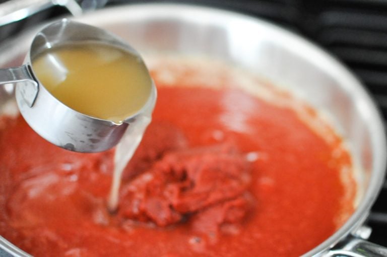 Simple Paleo BBQ Sauce Recipe - Fed & Fit Simple Paleo BBQ Sauce Recipe - Fed & Fit