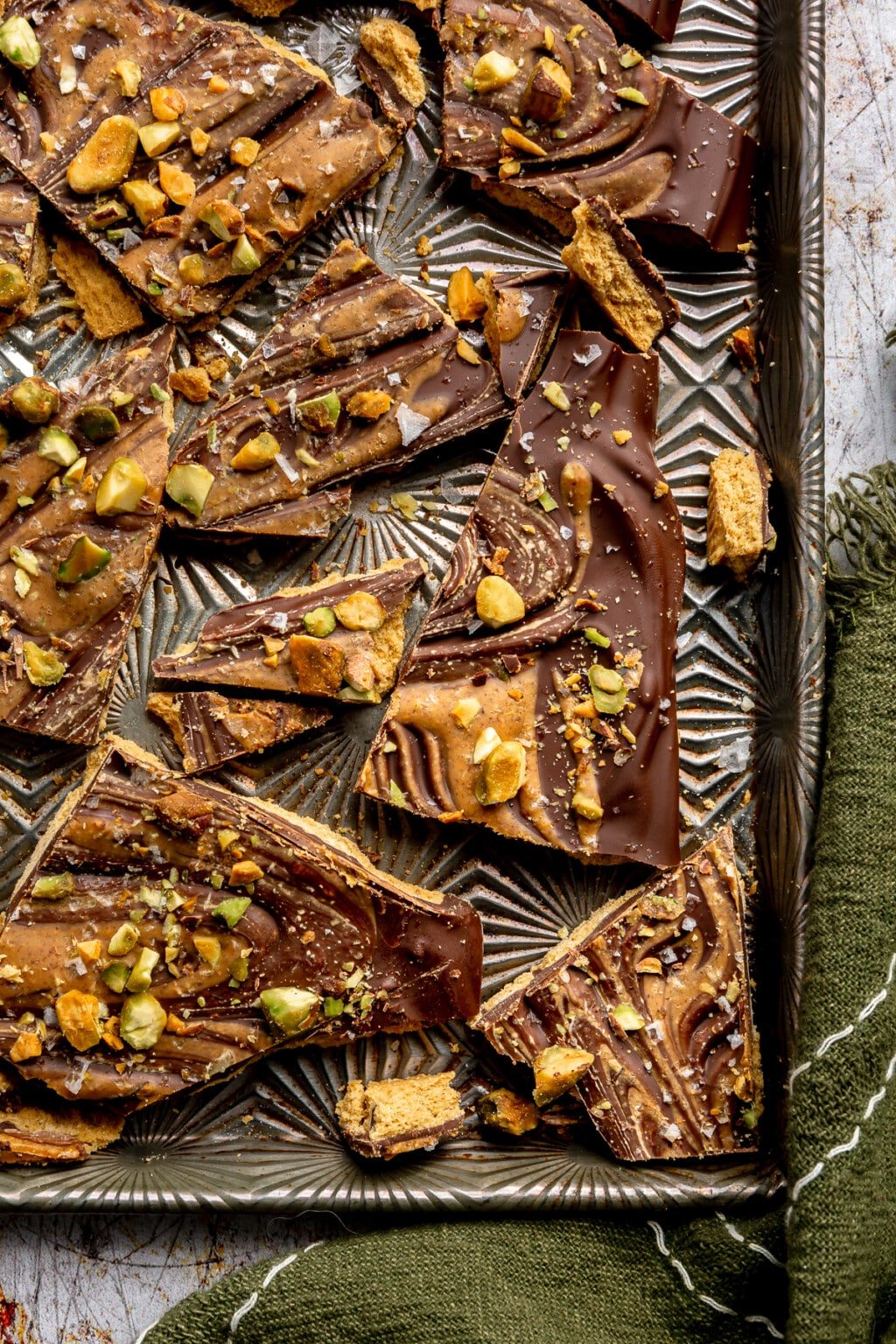 Chocolate Graham Cracker Bark - Fed & Fit
