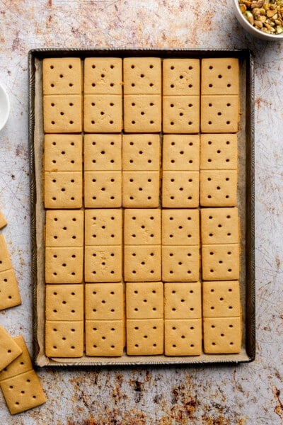 Chocolate Graham Cracker Bark - Fed & Fit